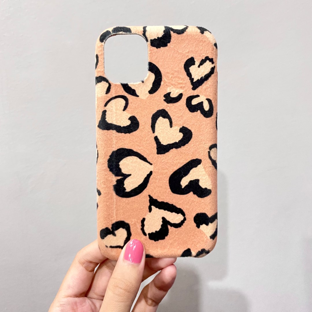 iphone 11 cases (4 types), Telepon Seluler & Tablet, Aksesoris Tablet ...