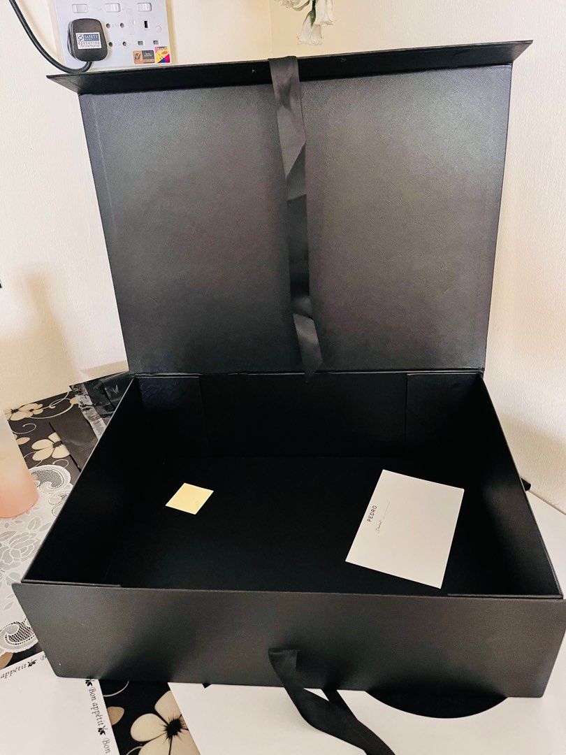 Pedro Large Gift Box, Luxury, Accessories on Carousell