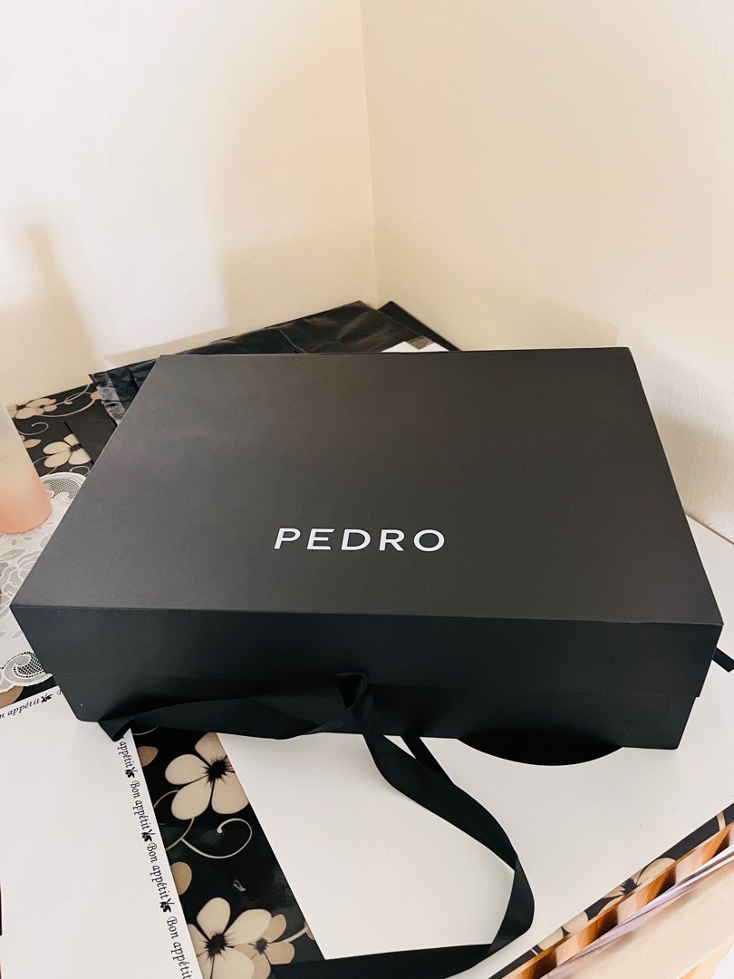 Pedro Large Gift Box, Luxury, Accessories on Carousell