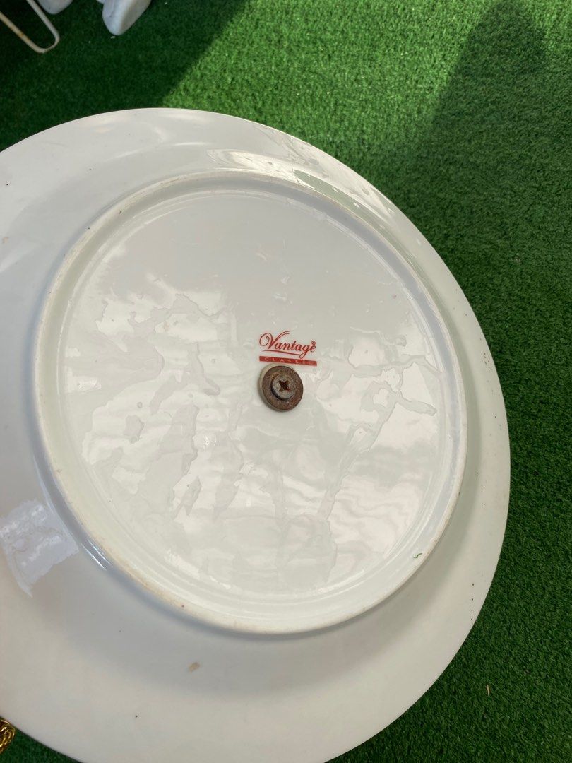 Pinggan tingkat vantage, Furniture & Home Living, Kitchenware ...