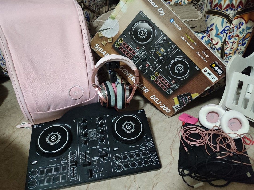 PIONEER DDJ200 complete set with box, Audio, Portable Music Players on ...