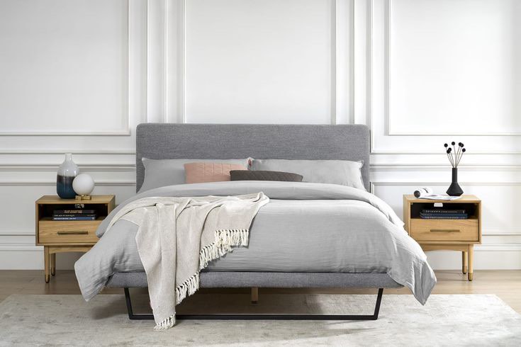 Castlery Queen Size Bed , Furniture & Home Living, Furniture, Bed Frames & Mattresses on Carousell