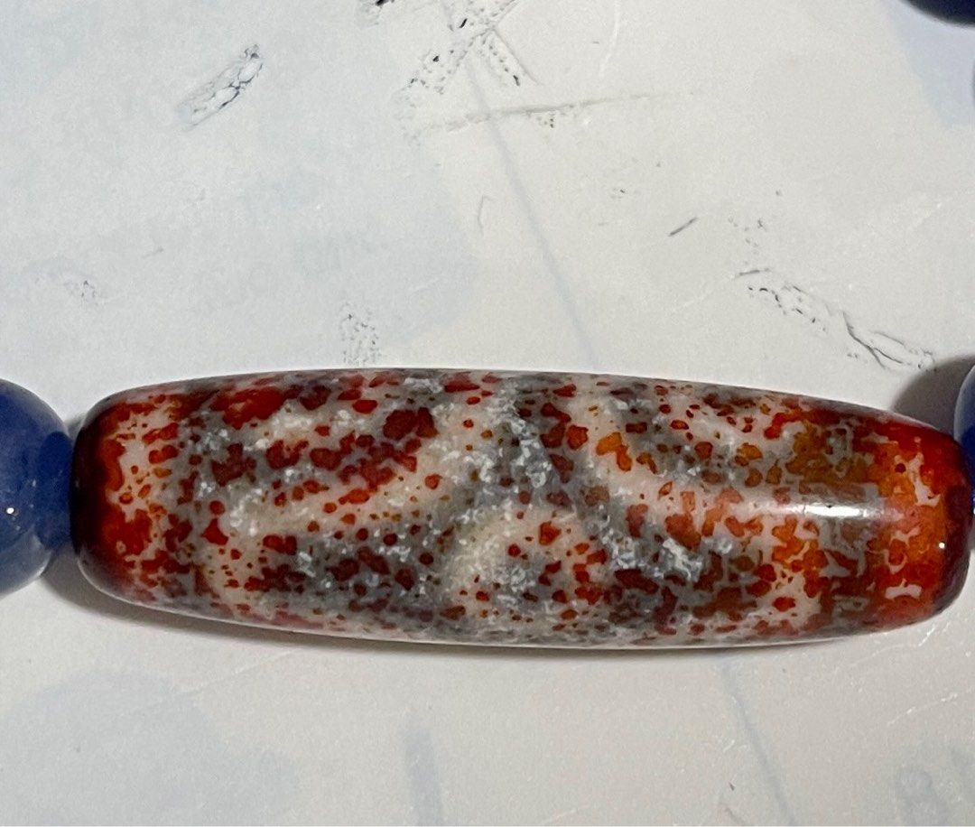 六眼龙天珠，Super rare six eye dragon dzi, 6 eye dzi, 老天珠, Tibet Dzi Bead, 红珠 ...