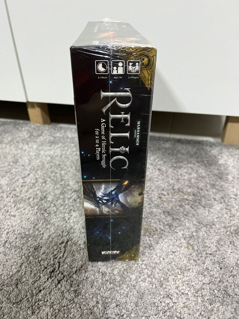 RELIC Premium Edition with pre-painted Minis Warhammer 40k Board Game ...