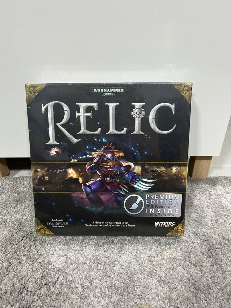 RELIC Premium Edition with pre-painted Minis Warhammer 40k Board Game ...