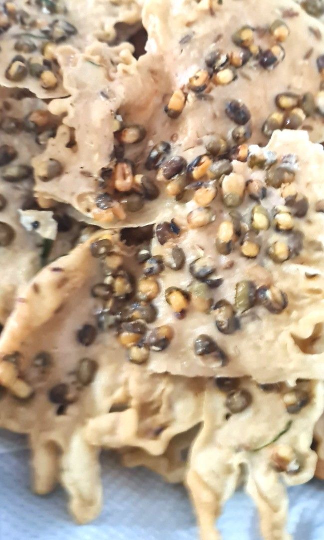 Rempeyek tumpi (kacang hijau), Food & Drinks, Homemade Bakes on Carousell