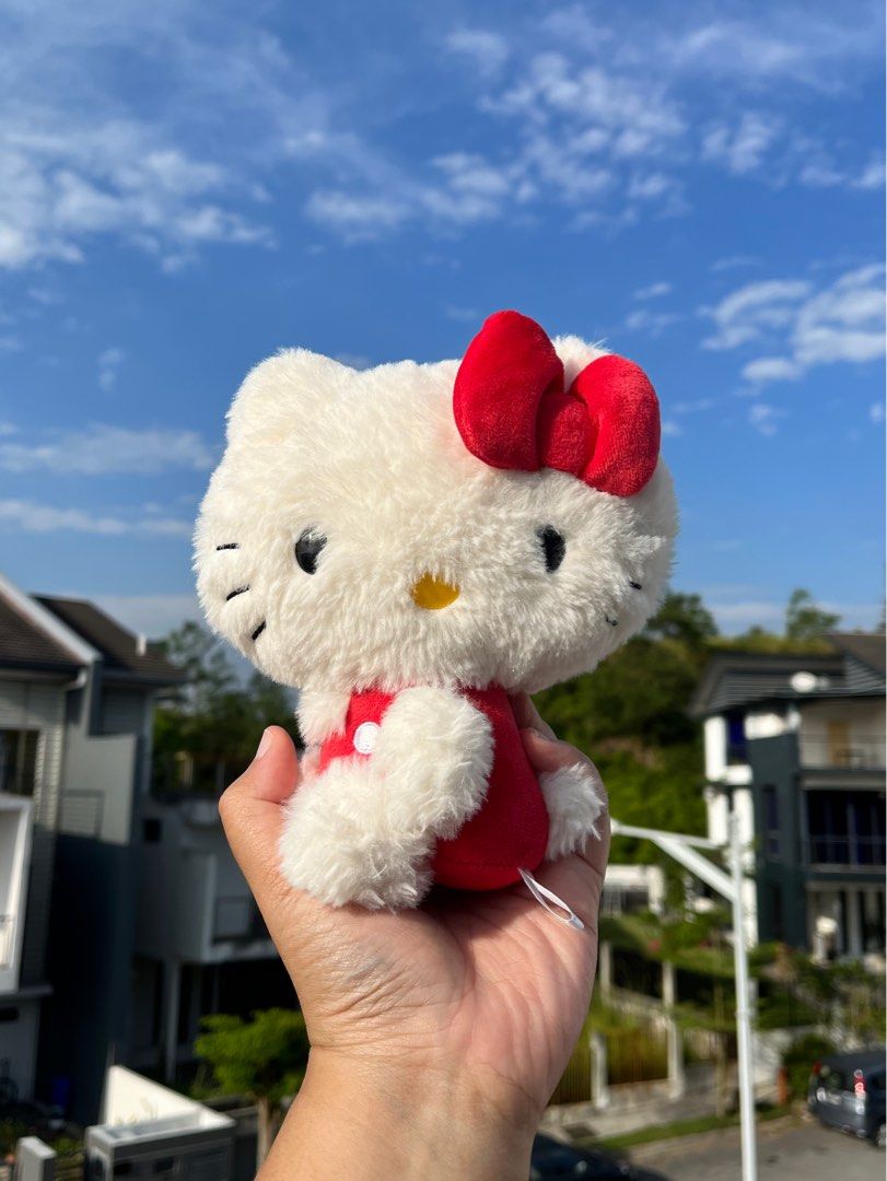 Sanrio Hello Kitty Plush, Hobbies & Toys, Toys & Games on Carousell