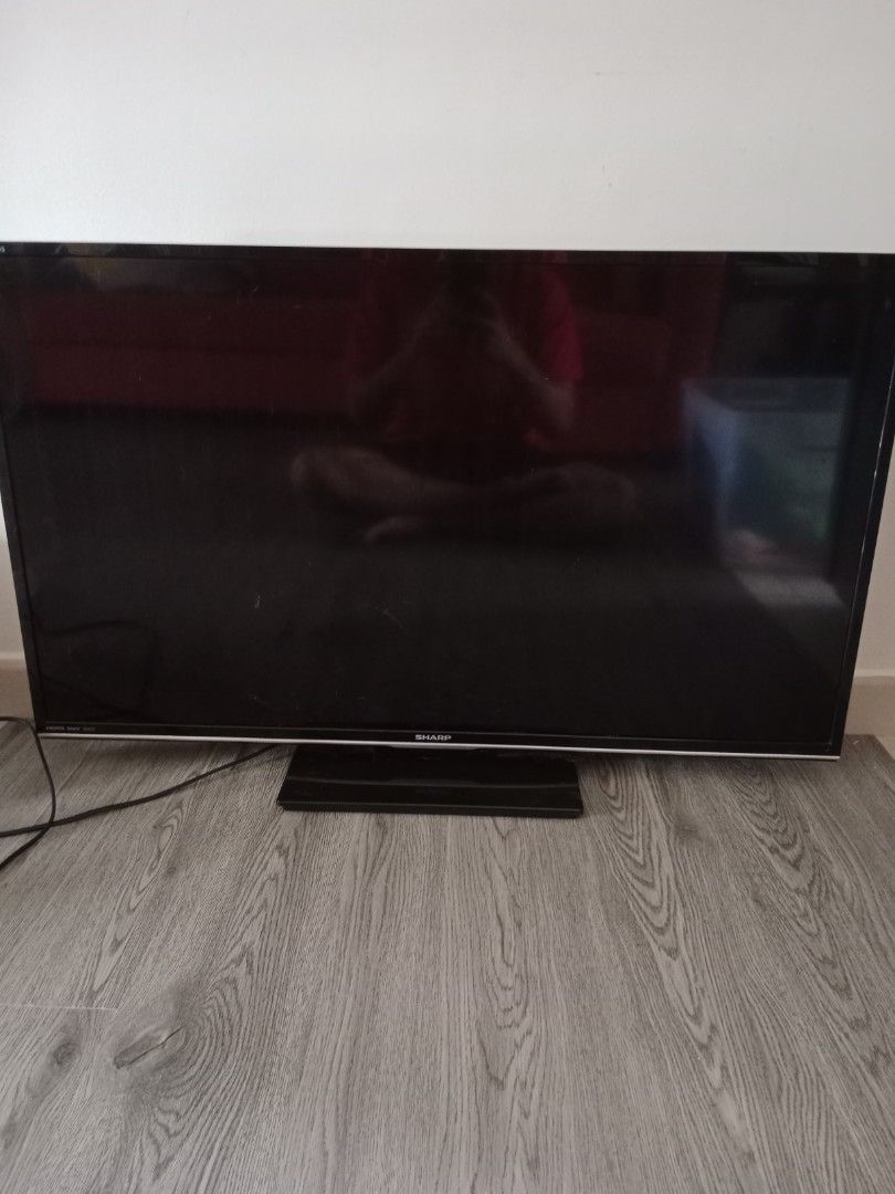 Sharp Tv 38inch, TV & Home Appliances, TV & Entertainment, TV on Carousell