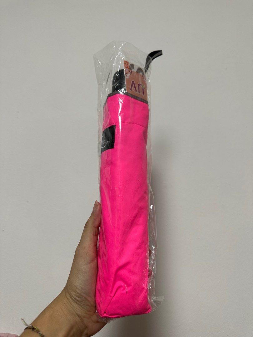 Taiwan Rainsky Umbrella, Hobbies & Toys, Travel, Umbrellas on Carousell
