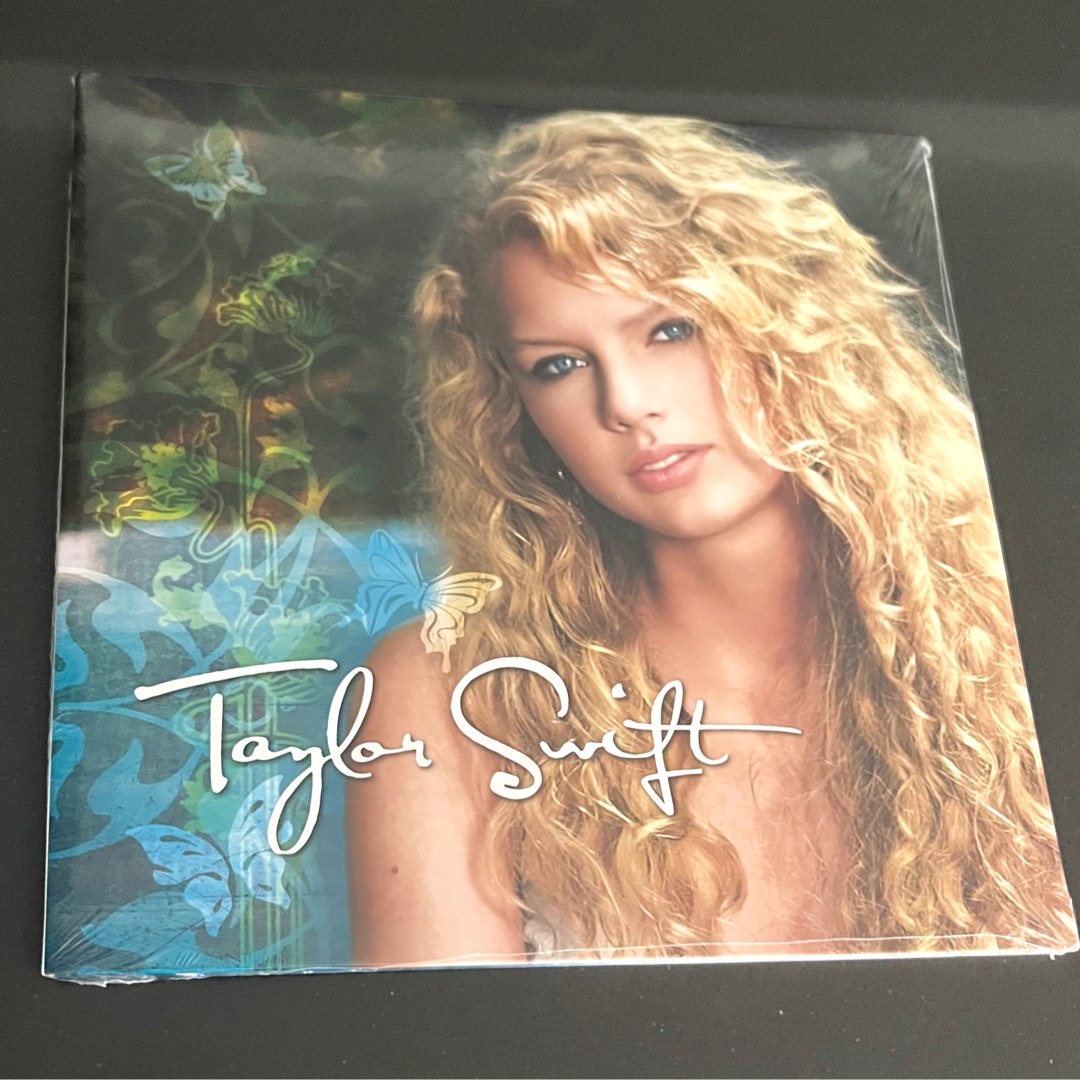 taylor swift vinyl, Hobbies & Toys, Music & Media, Vinyls on Carousell