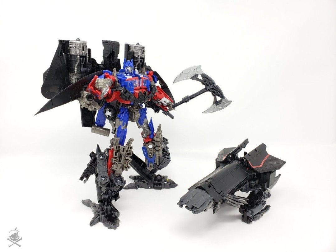 Transformers Studio Series SS 44 JetWing Optimus Prime and SS 35 ...