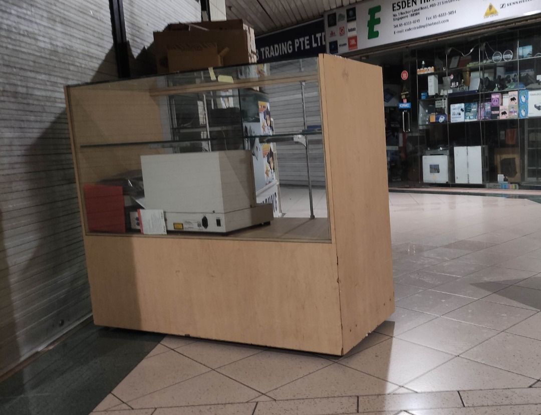 Used display cabinet / glass cashier counter With heavy duty caster ...