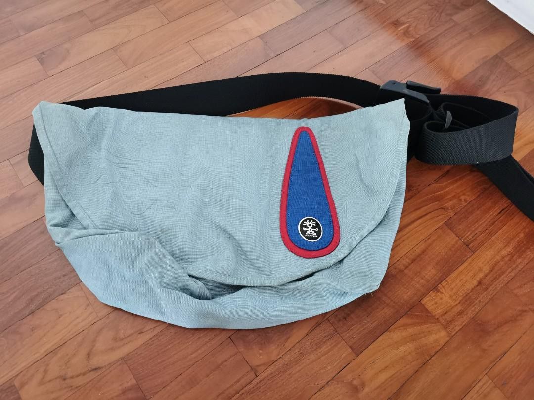 Vintage Crumpler Sling Bag, Men's Fashion, Bags, Sling Bags on Carousell