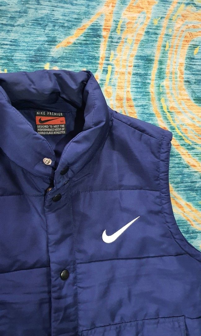 Vintage nike puffer vest on Carousell