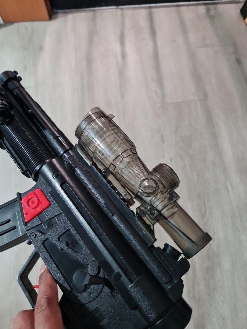 WBB Battery Operated MP5 with Torch Light, Hobbies & Toys, Toys & Games ...