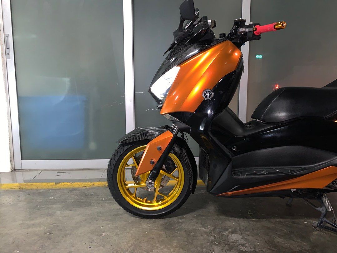 Xmax Rims Spray (Gold), Motorcycles, Motorcycle Accessories on Carousell