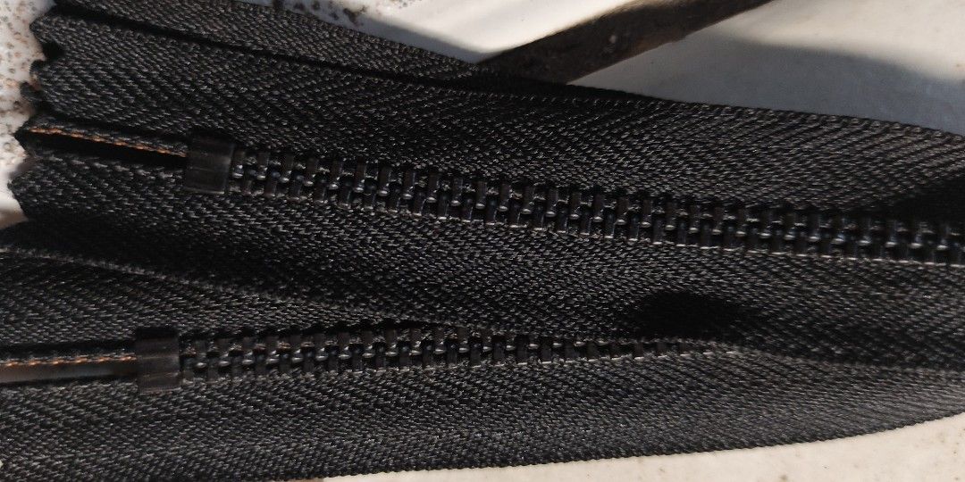 ykk original black metal size 3 zipper brand new made in Japan Heavy ...