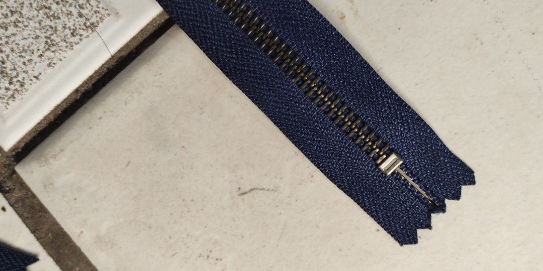 ykk original black metal size 5 zipper brand new made in Japan Heavy ...