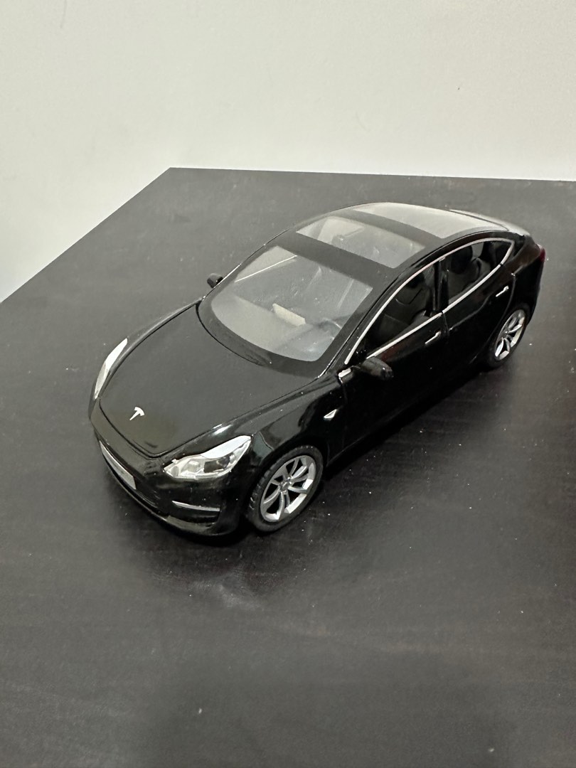 1:24 Diecast Tesla Model 3 (Black), Hobbies & Toys, Toys & Games on ...