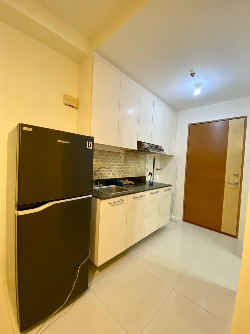 24 sq.m. Studio Unit in San Juan near LRT2 Aurora blvd on Carousell
