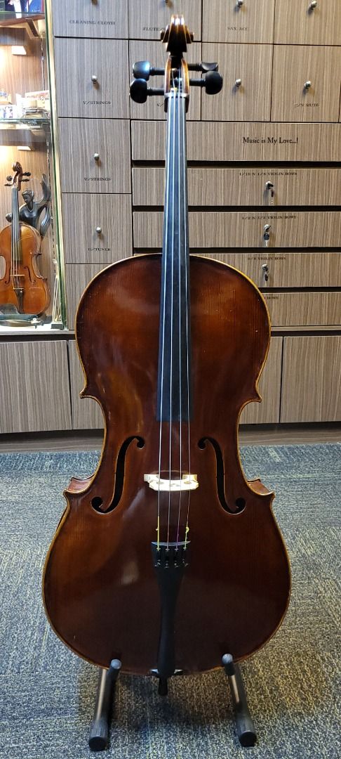 3/4 size cello, very mellow tone, Hobbies & Toys, Music & Media ...