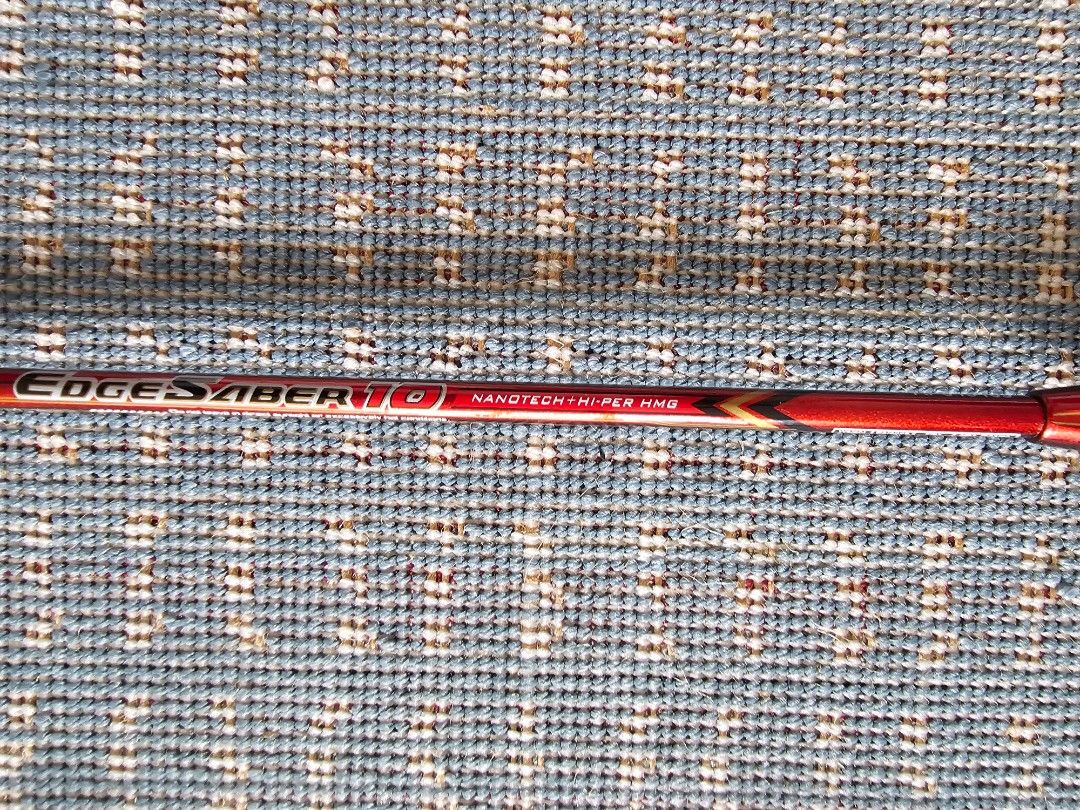 APACS edge saber 10, Sports Equipment, Sports & Games, Racket & Ball ...