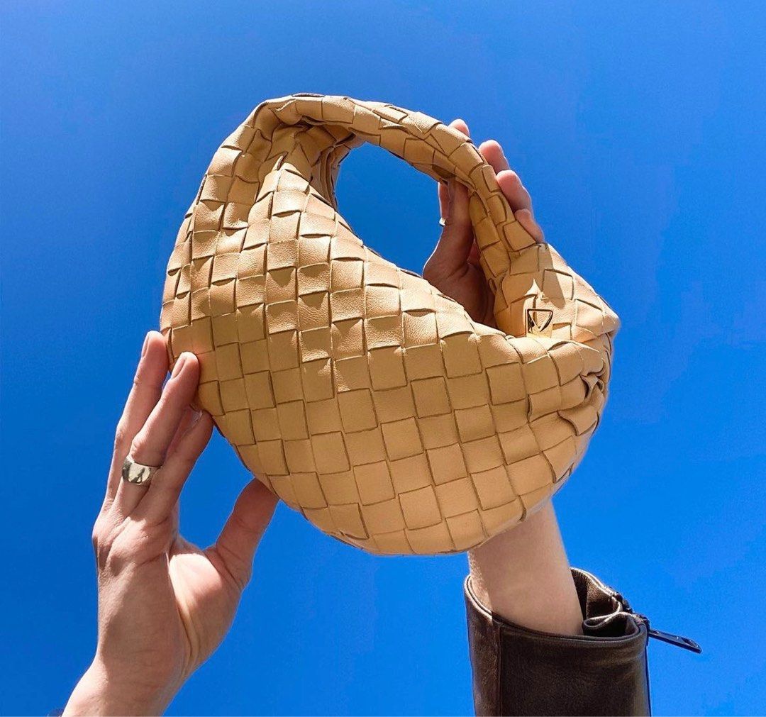 Authentic BV Bottega Mini Jodie Almond Beige, Fesyen Wanita, Tas ...