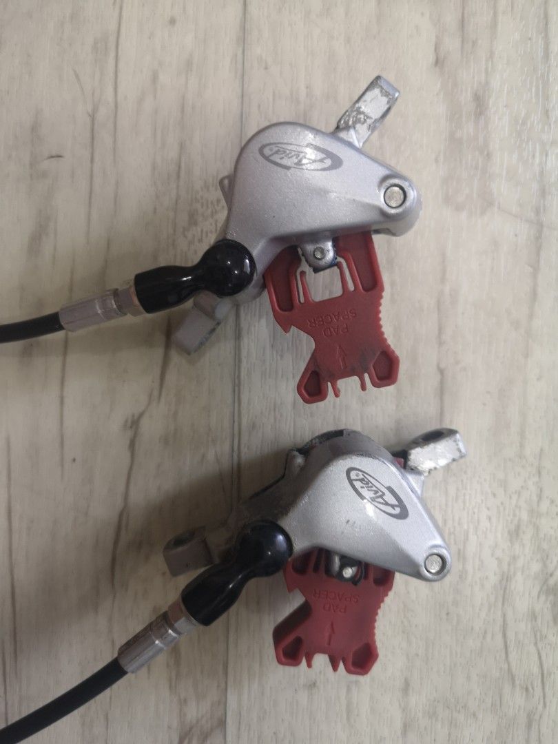 Avid Elixir R hydraulic brake set, Sports Equipment, Bicycles & Parts ...