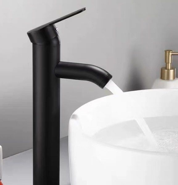Bathroom Counter Top Tall Basin Water Tap | Faucet | Elegant Black Hot ...