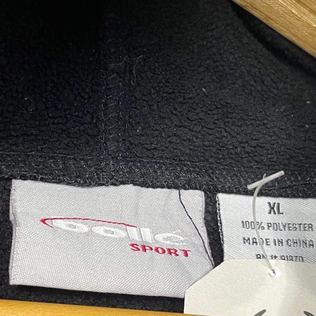 Bollé Sport Dri-Fit Zip-Up Jacket, Women's Fashion, Activewear on Carousell