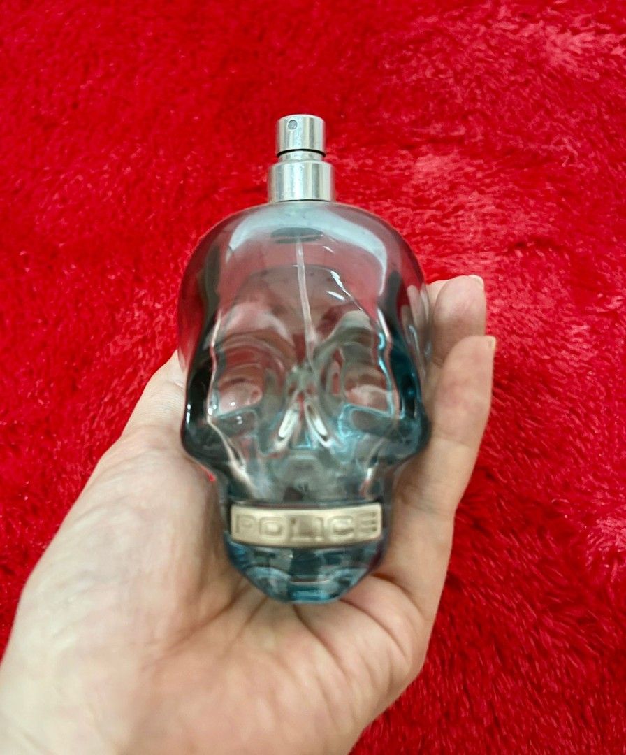 Botol parfum tengkorak, Antik, Pajangan di Carousell