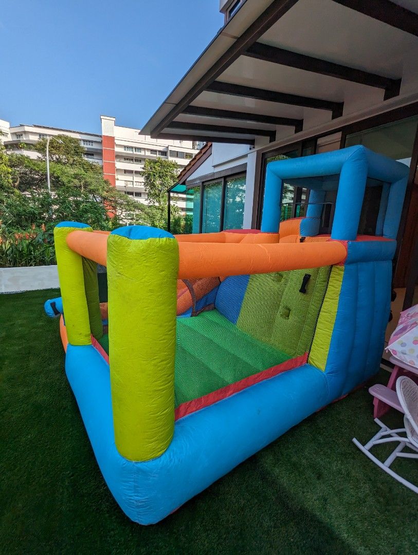Bouncy Castle/ Water pool for 3 kids, Hobbies & Toys, Toys & Games on ...