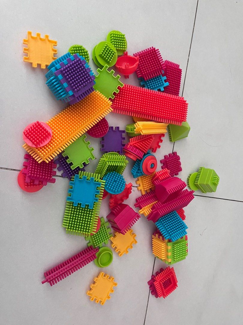 Bristle shape building blocks, Hobbies & Toys, Toys & Games on Carousell