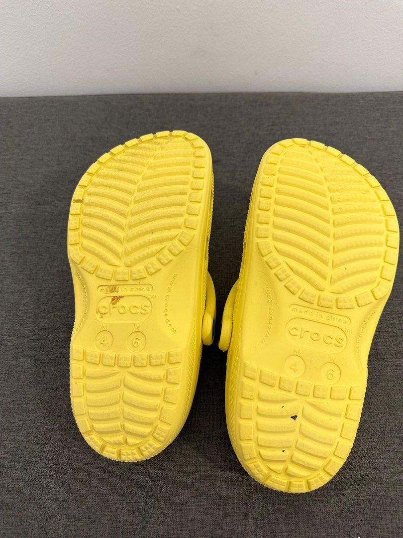 RUSH SALE Crocs M4 W6 (Yellow), Women's Fashion, Footwear, Slippers and ...