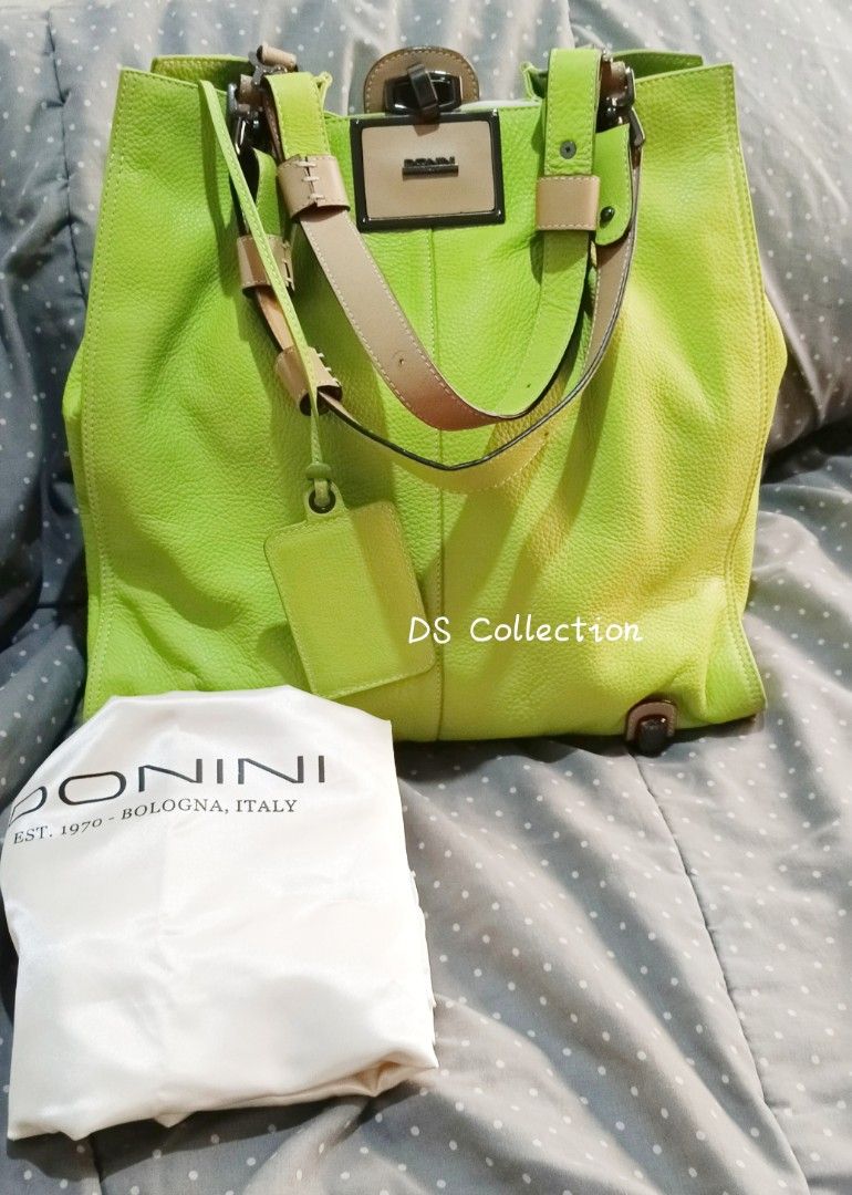 Donini Fontana Hijau Pucuk Pisang, Fesyen Wanita, Tas & Dompet di Carousell