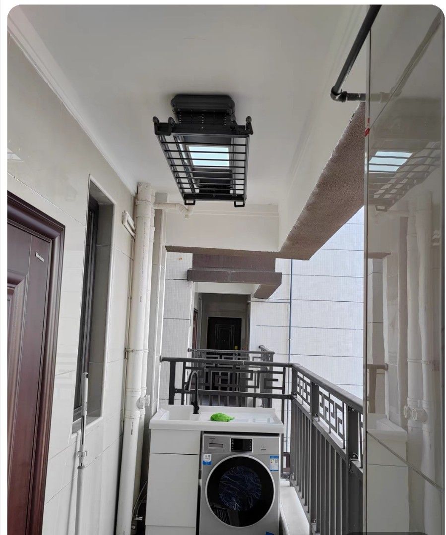 Electric hanger, Furniture & Home Living, Home Improvement ...