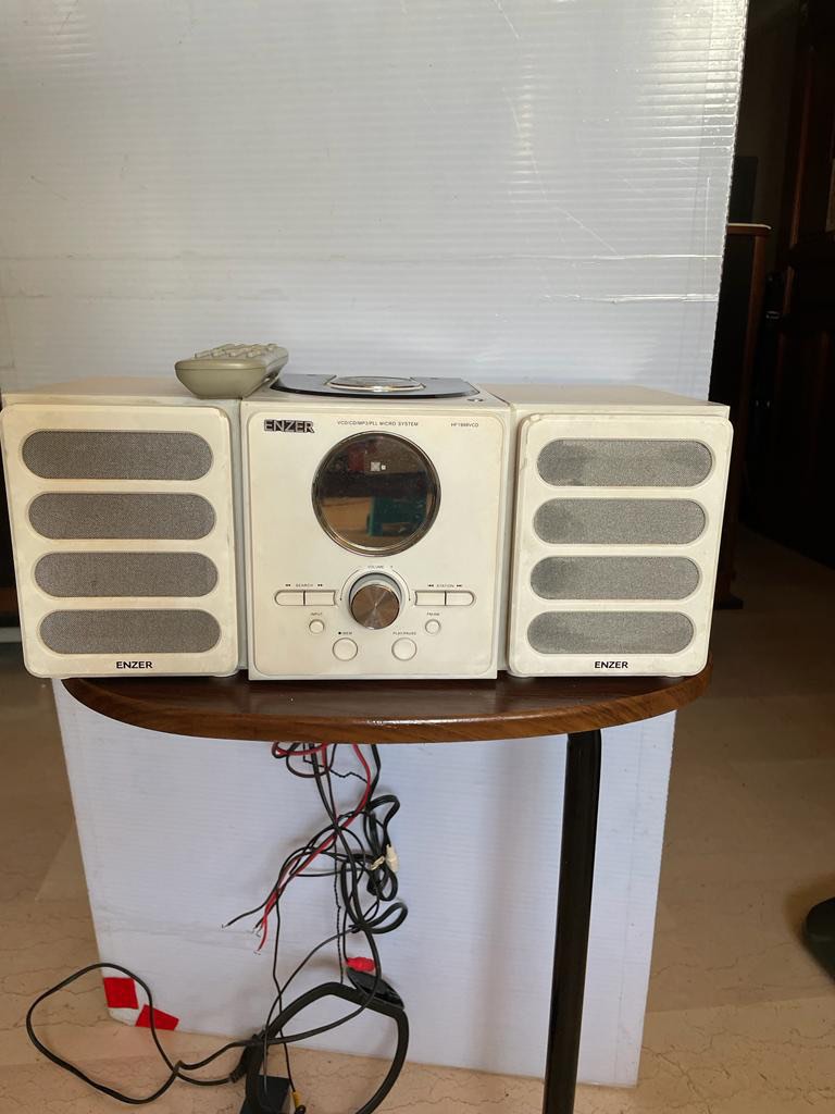 Enzer vcd/cd/mp3 micro system, Audio, Other Audio Equipment on Carousell