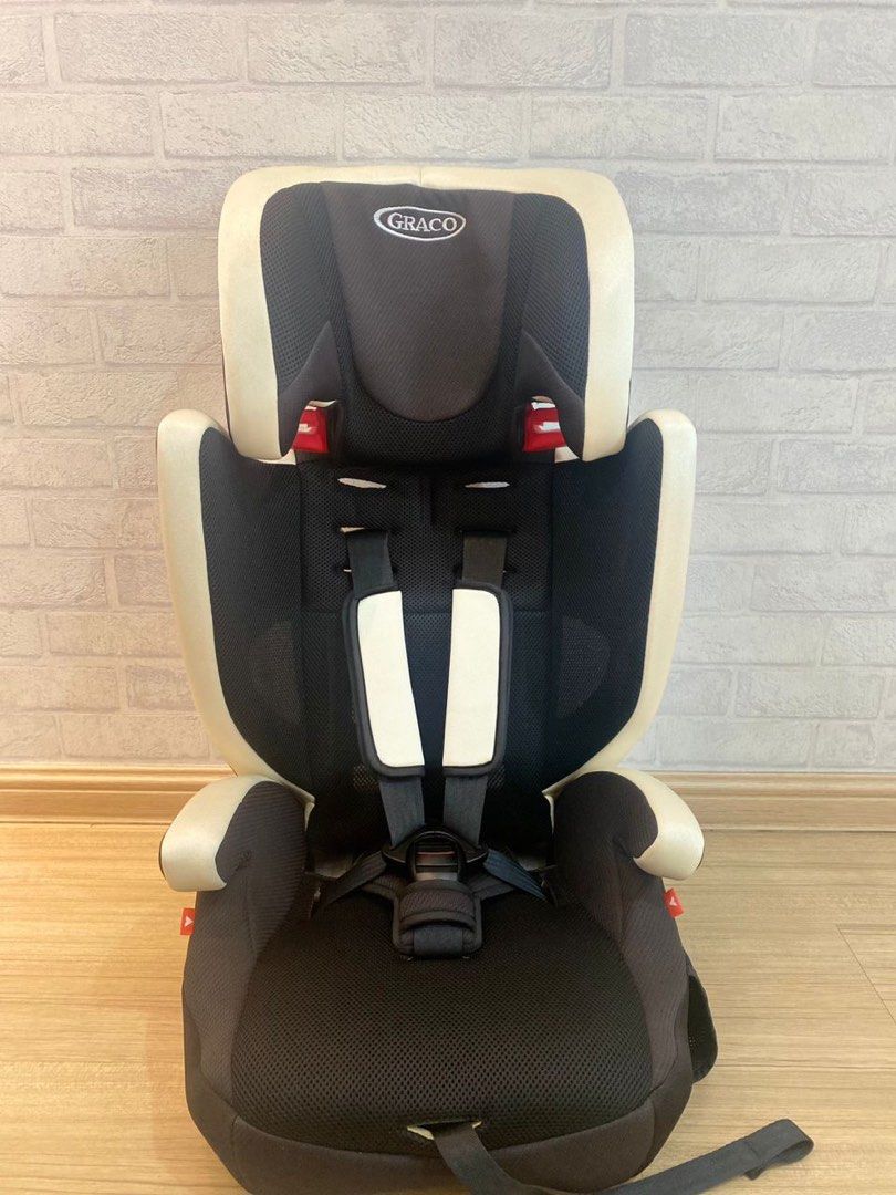 Graco Airpop - Display, Babies & Kids, Going Out, Car Seats on Carousell
