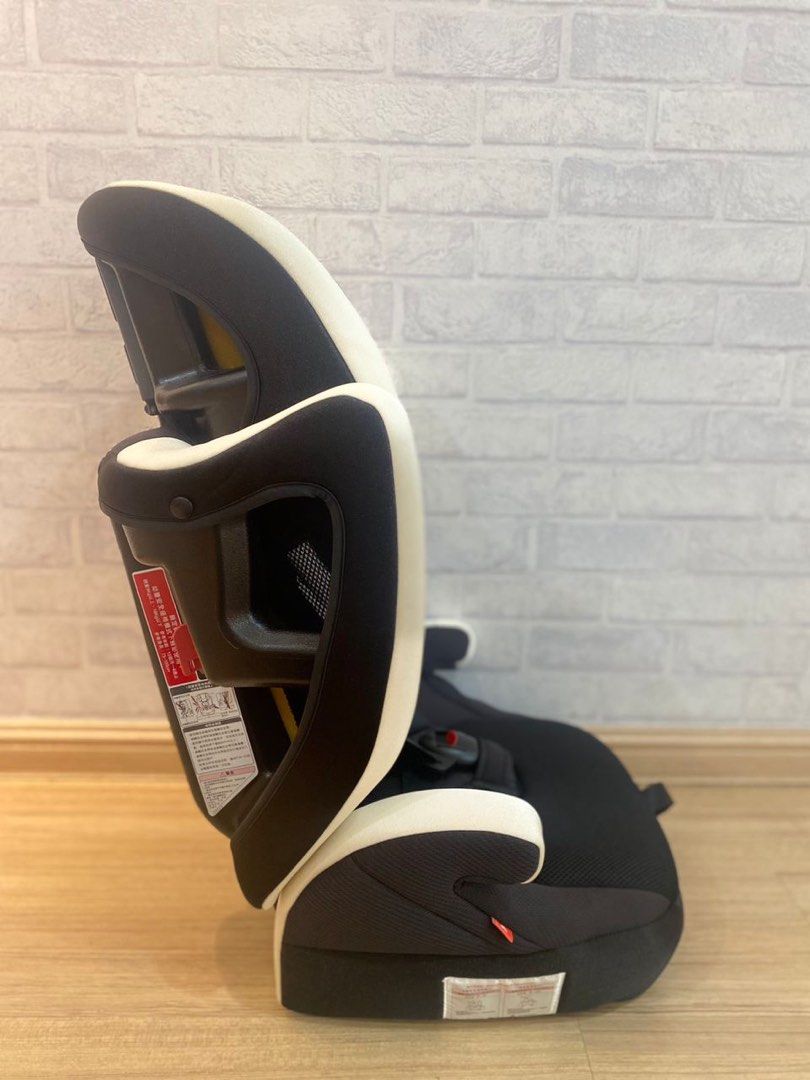 Graco Airpop - Display, Babies & Kids, Going Out, Car Seats on Carousell