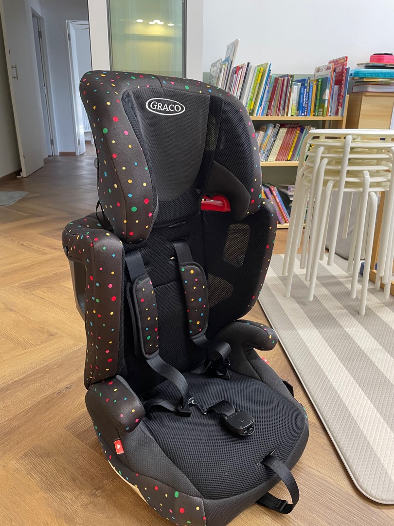 Graco high back booster car seat, Babies & Kids, Going Out, Car Seats ...