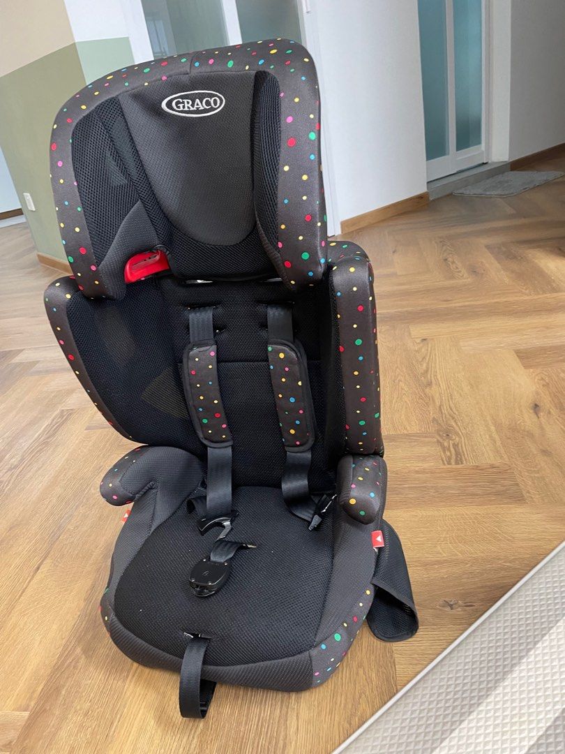 Graco high back booster car seat, Babies & Kids, Going Out, Car Seats ...