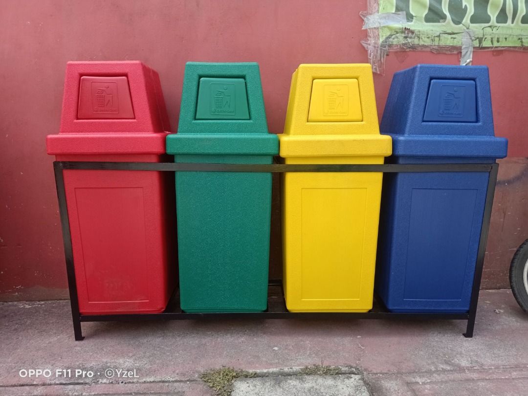HOODED TRASH BIN WITH METAL FRAME on Carousell
