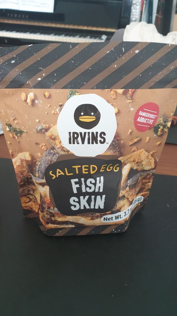 irwins salted egg yolk fish skin (105gm), Food & Drinks, Packaged ...
