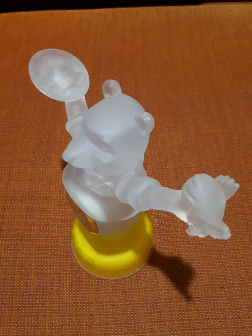 Jam Meja WINNIE The Pooh, Toys & Collectibles, Lainnya di Carousell