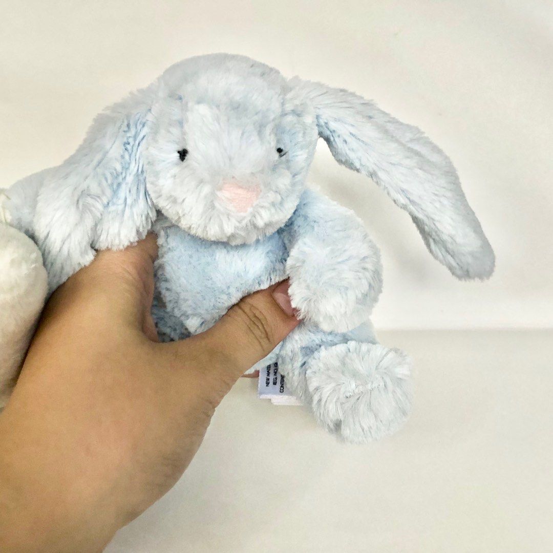Jellycat bashful baby blue bunny & star musical toy on Carousell