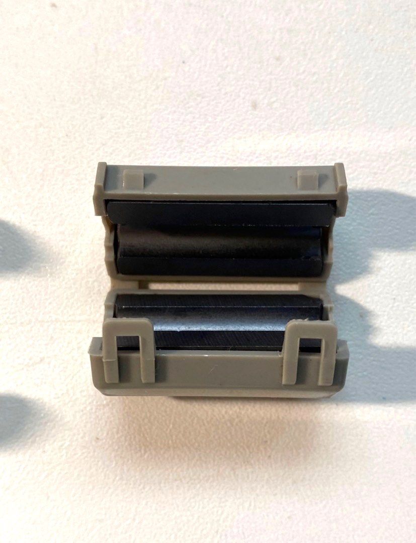 KG Ferrite Core Clamp EMC Filter (new), Computers & Tech, Parts ...