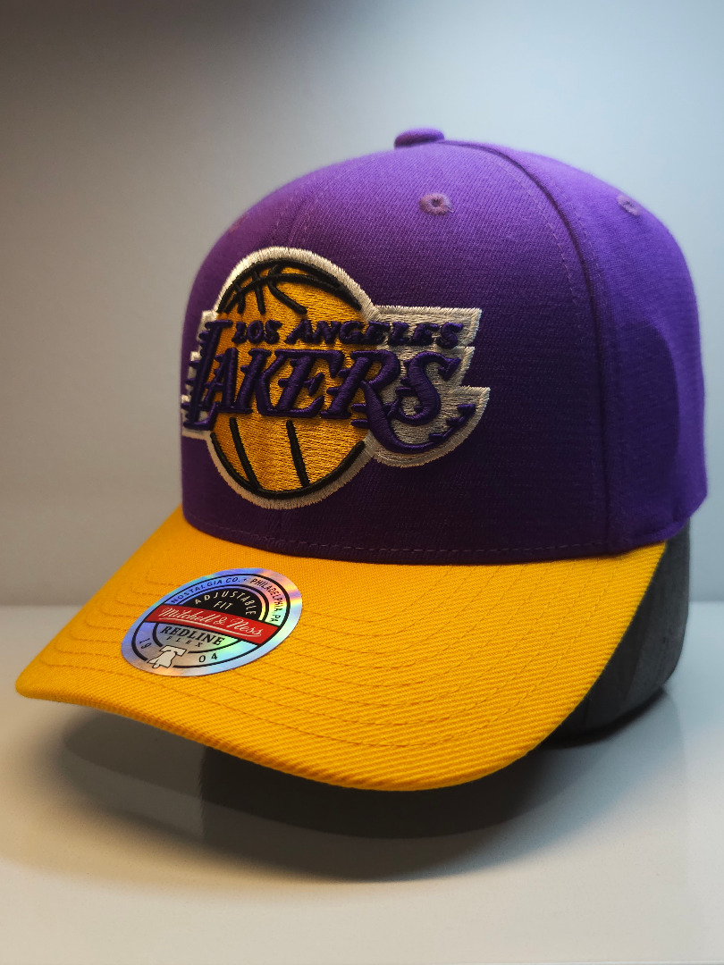 LAKERS OG LOGO BIG 2TONE M&N Mitchell and Ness, Men's Fashion, Watches ...