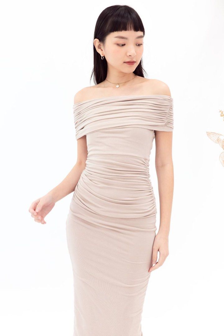 Mikayla Larris Ribbed Off Shoulder Midi Dress in Nude, Women's Fashion, Dresses & Sets, Dresses ...