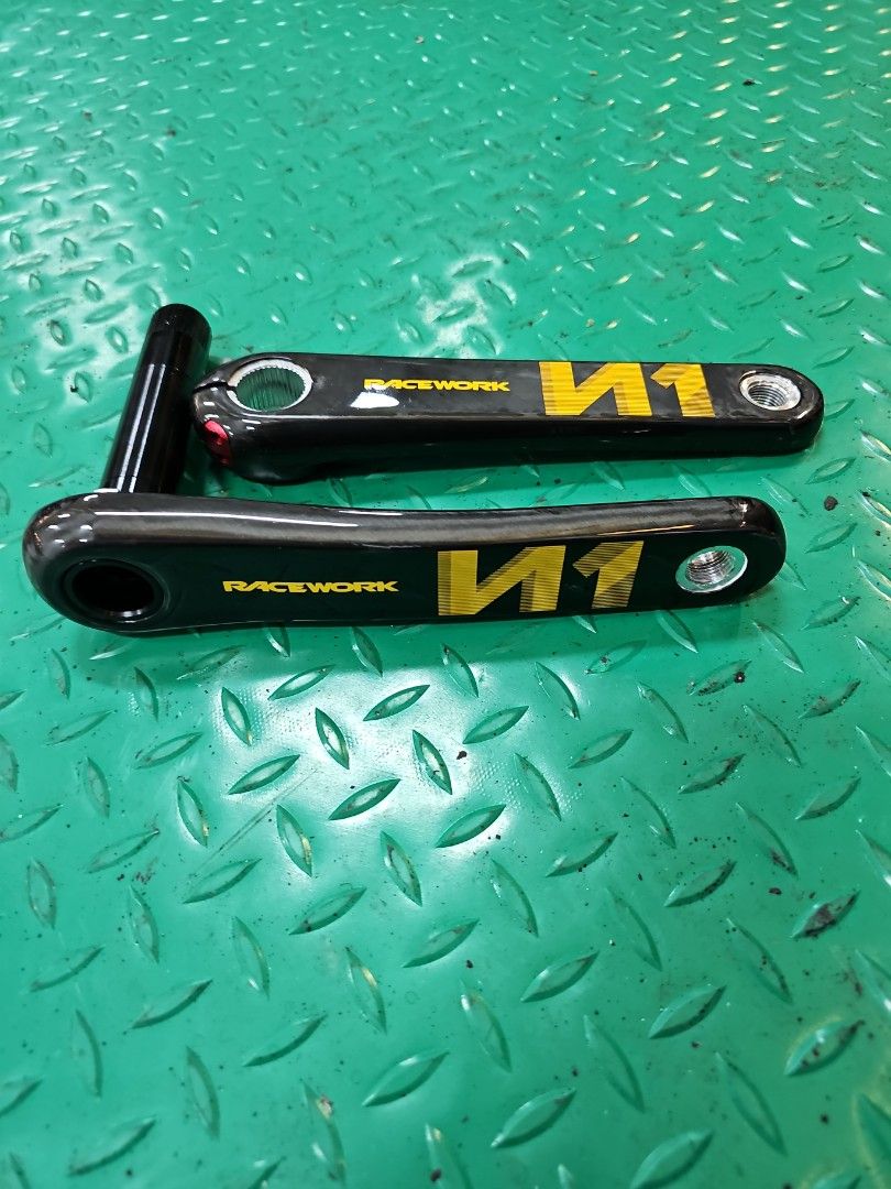 Racework Carbon Crankset Promotion, Sports Equipment, Bicycles & Parts ...