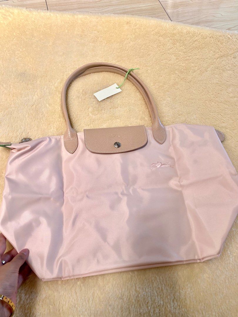 Longchamp Le Pliage fleurs, Barang Mewah, Tas & Dompet di Carousell